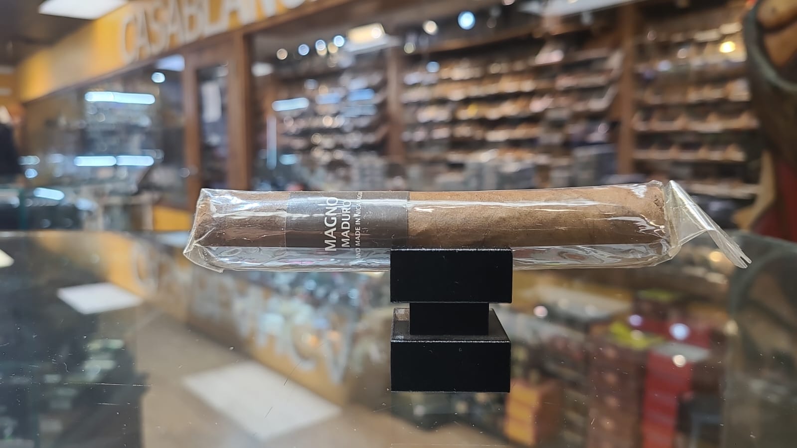 Magno - Maduro Robusto